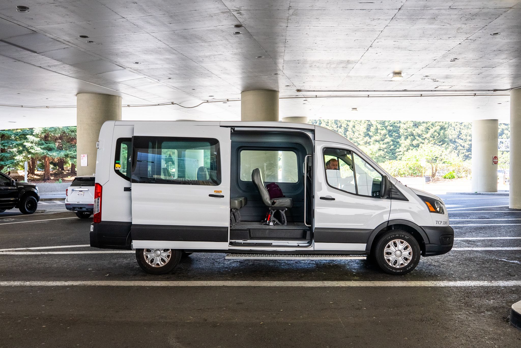 Airline Crew Transportation - Professional Transportation Services